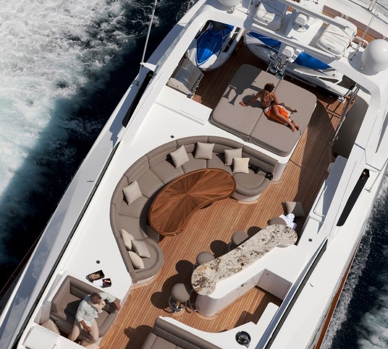 NINIETTE – New luxury yacht project by Palmer Johnson and Bugatti ...